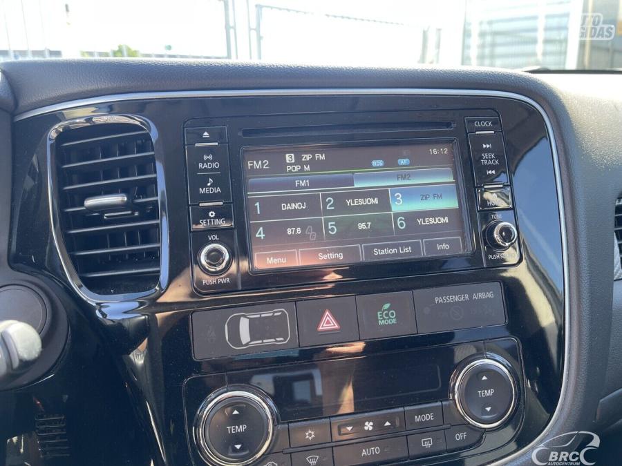 Balts Mitsubishi Outlander 2017 Avižieniai, ar dzinēja tilpumu 2.20 L un nobraukumu 245 tūkst. km par 7900 €, foto 24 vietnē AUTOMOTO.COM.LV