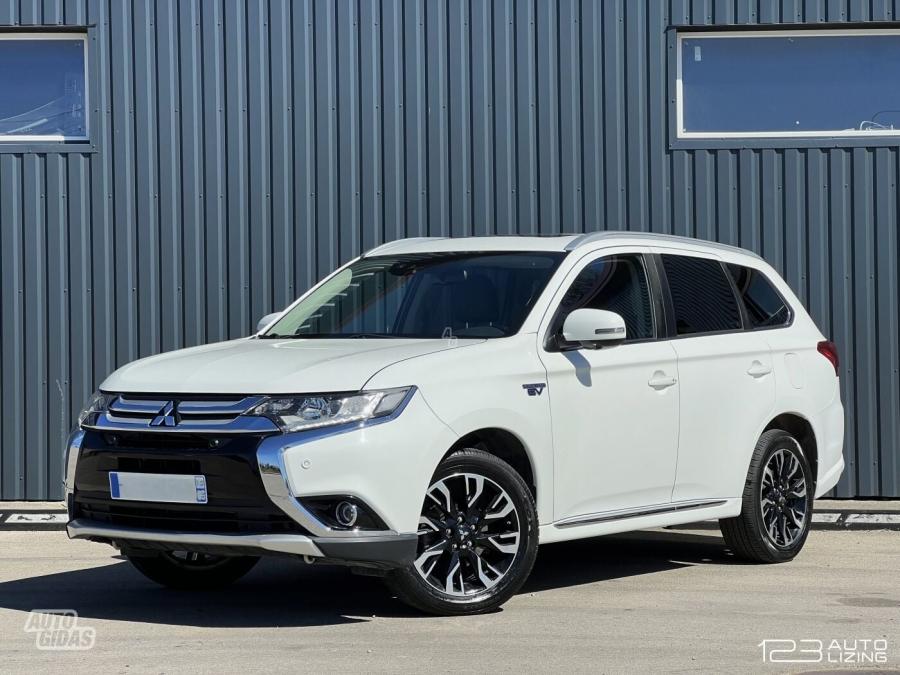 Balts Mitsubishi Outlander 2018 Tauragė, ar dzinēja tilpumu 2.00 L un nobraukumu 99 tūkst. km par 13990 €, foto 1 vietnē AUTOMOTO.COM.LV