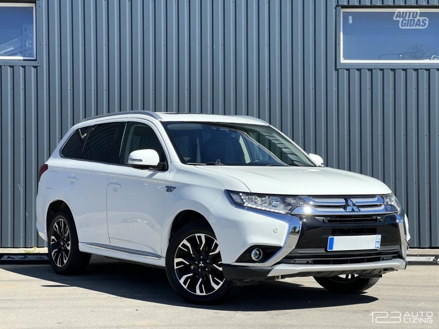 Balts Mitsubishi Outlander 2018 Tauragė, ar dzinēja tilpumu 2.00 L un nobraukumu 99 tūkst. km par 13990 €, foto 6 vietnē AUTOMOTO.COM.LV