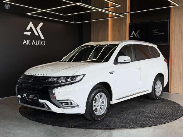Balts Mitsubishi Outlander 2018 Kauņa, ar dzinēja tilpumu 2.36 L un nobraukumu 128 tūkst. km par 16990 €, foto 6 vietnē AUTOMOTO.COM.LV