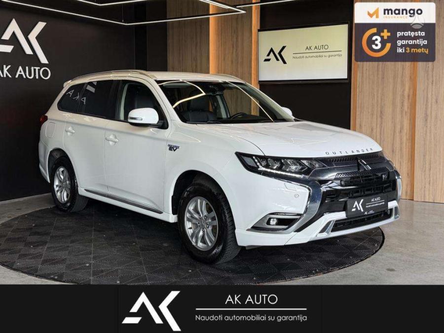 Balts Mitsubishi Outlander 2018 Kauņa, ar dzinēja tilpumu 2.36 L un nobraukumu 128 tūkst. km par 16990 €, foto 1 vietnē AUTOMOTO.COM.LV