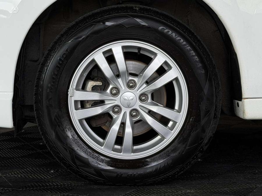 Balts Mitsubishi Outlander 2018 Kauņa, ar dzinēja tilpumu 2.36 L un nobraukumu 128 tūkst. km par 16990 €, foto 8 vietnē AUTOMOTO.COM.LV