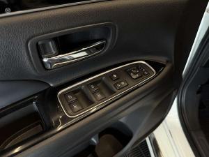 Balts Mitsubishi Outlander 2018 Kauņa, ar dzinēja tilpumu 2.36 L un nobraukumu 128 tūkst. km par 16990 €, foto 24 vietnē AUTOMOTO.COM.LV