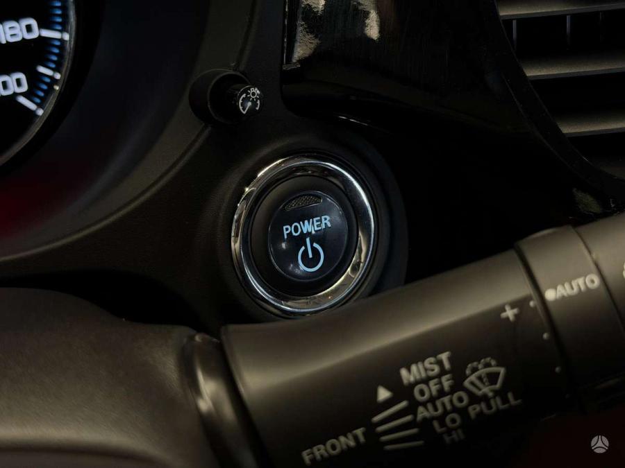 Balts Mitsubishi Outlander 2018 Kauņa, ar dzinēja tilpumu 2.36 L un nobraukumu 128 tūkst. km par 16990 €, foto 27 vietnē AUTOMOTO.COM.LV