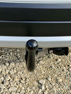 White Mitsubishi Outlander 2018 in Siauliai, with an engine capacity of 2.27 L and mileage of 241 thousand km for 14750 €, photo 21 on AUTOMOTO.COM.LV