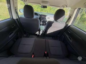 White Mitsubishi Outlander 2018 in Siauliai, with an engine capacity of 2.27 L and mileage of 241 thousand km for 14750 €, photo 36 on AUTOMOTO.COM.LV