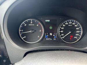 White Mitsubishi Outlander 2018 in Kaunas, with an engine capacity of 2.27 L and mileage of 259 thousand km for 14000 €, photo 12 on AUTOMOTO.COM.LV