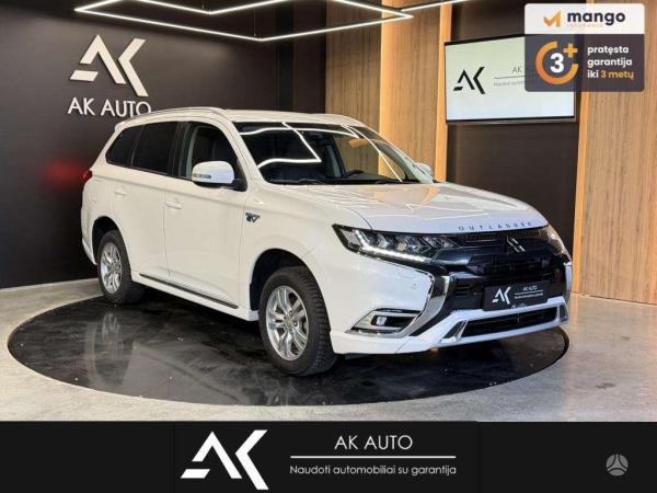 Balts Mitsubishi Outlander 2019 Kauņa, ar dzinēja tilpumu 2.36 L un nobraukumu 126 tūkst. km par 16990 €, foto 1 vietnē AUTOMOTO.COM.LV