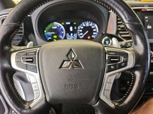 Balts Mitsubishi Outlander 2019 Viļņa, ar dzinēja tilpumu 2.36 L un nobraukumu 87 tūkst. km par 19600 €, foto 23 vietnē AUTOMOTO.COM.LV
