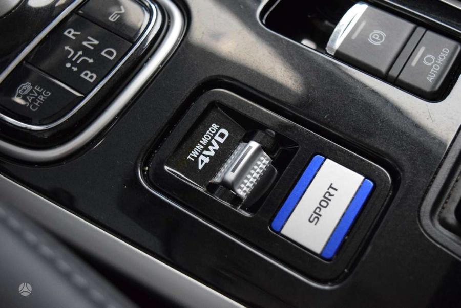 Balts Mitsubishi Outlander 2019 Viļņa, ar dzinēja tilpumu 2.36 L un nobraukumu 157 tūkst. km par 15900 €, foto 19 vietnē AUTOMOTO.COM.LV