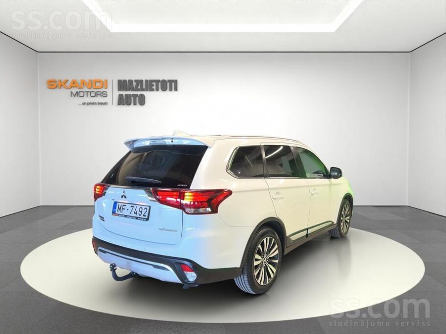Balts Mitsubishi Outlander 2019 Rīga, ar dzinēja tilpumu 2.00 L un nobraukumu 81 tūkst. km par 19490 €, foto 7 vietnē AUTOMOTO.COM.LV