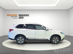 Balts Mitsubishi Outlander 2019 Rīga, ar dzinēja tilpumu 2.00 L un nobraukumu 81 tūkst. km par 19490 €, foto 8 vietnē AUTOMOTO.COM.LV