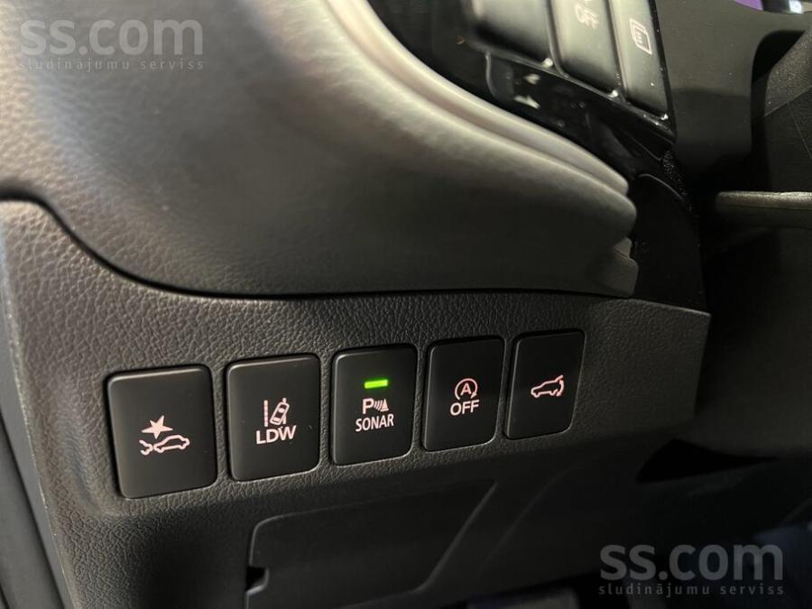 Balts Mitsubishi Outlander 2019 Rīga, ar dzinēja tilpumu 2.00 L un nobraukumu 81 tūkst. km par 19490 €, foto 16 vietnē AUTOMOTO.COM.LV