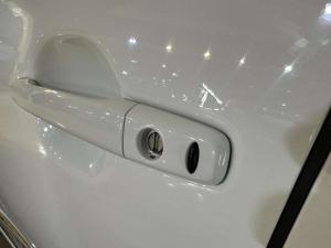 White Mitsubishi Outlander 2019 in Vilnius, with an engine capacity of 2.40 L and mileage of 158 thousand km for 16750 €, photo 24 on AUTOMOTO.COM.LV
