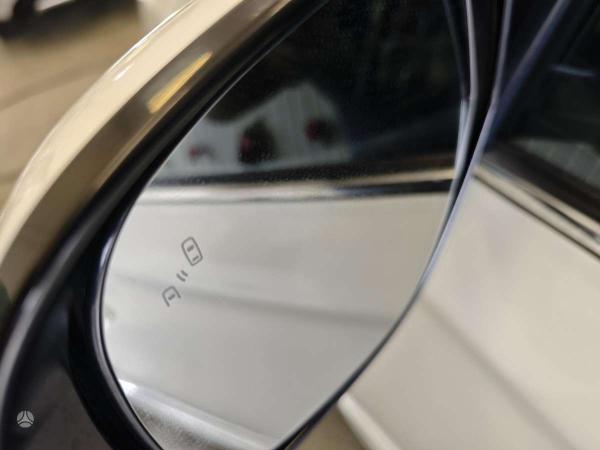 Balts Mitsubishi Outlander 2019 Viļņa, ar dzinēja tilpumu 2.36 L un nobraukumu 87 tūkst. km par 18700 €, foto 10 vietnē AUTOMOTO.COM.LV