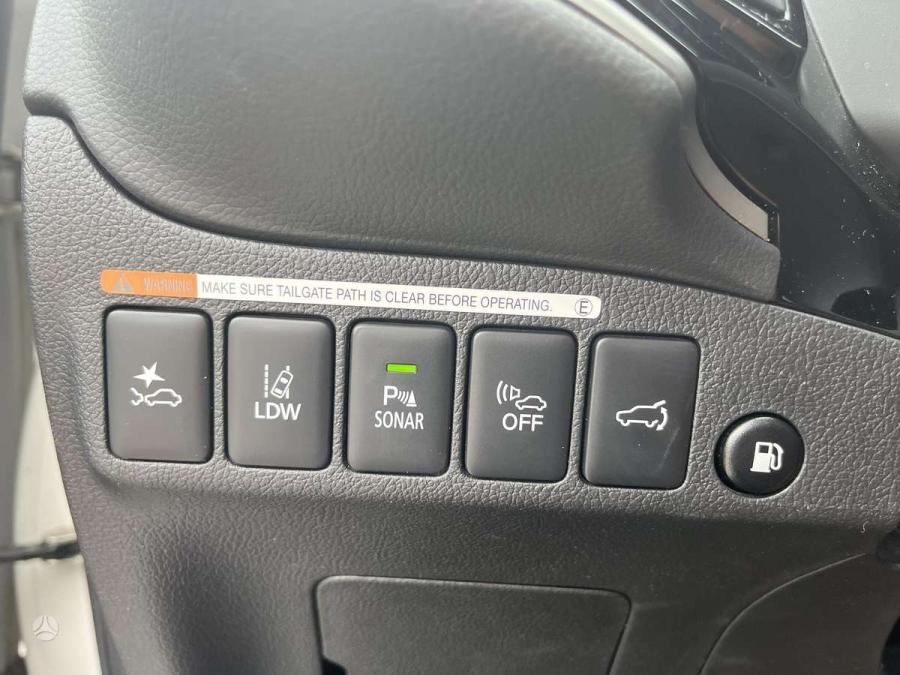 Balts Mitsubishi Outlander 2019 Marijampole, ar dzinēja tilpumu 2.36 L un nobraukumu 113 tūkst. km par 15500 €, foto 13 vietnē AUTOMOTO.COM.LV
