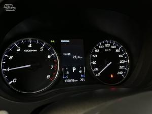 White Mitsubishi Outlander 2019 in Vilnius, with an engine capacity of 2.00 L and mileage of 135 thousand km for 15500 €, photo 19 on AUTOMOTO.COM.LV
