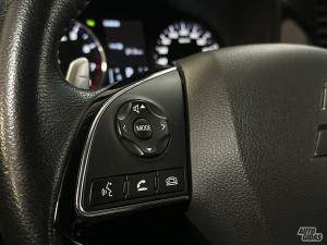White Mitsubishi Outlander 2019 in Vilnius, with an engine capacity of 2.00 L and mileage of 135 thousand km for 15500 €, photo 20 on AUTOMOTO.COM.LV