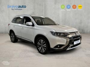 Белый Мицубиси Аутлендер 2019 в Вильнюс, объемом двигателя 2.00 л и пробегом 135 тыс. км за 14200 €, фото 8 на AUTOMOTO.COM.LV