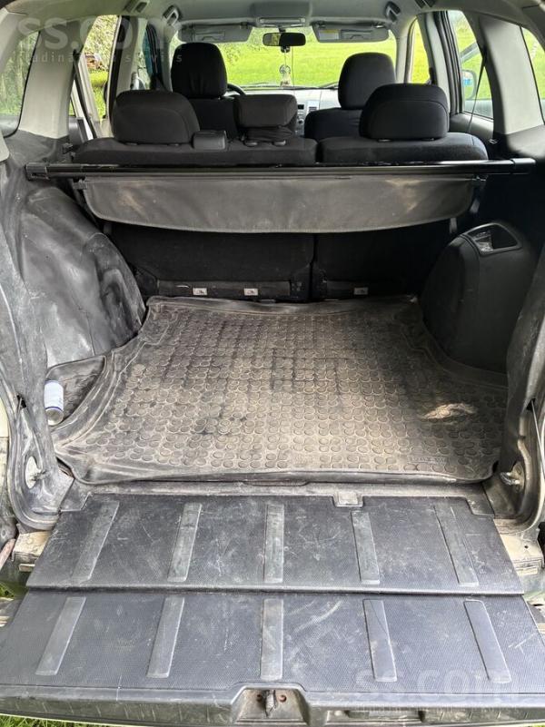 Balts Mitsubishi Outlander 2007 Ogre, ar dzinēja tilpumu 2.00 L un nobraukumu 268 tūkst. km par 3000 €, foto 9 vietnē AUTOMOTO.COM.LV