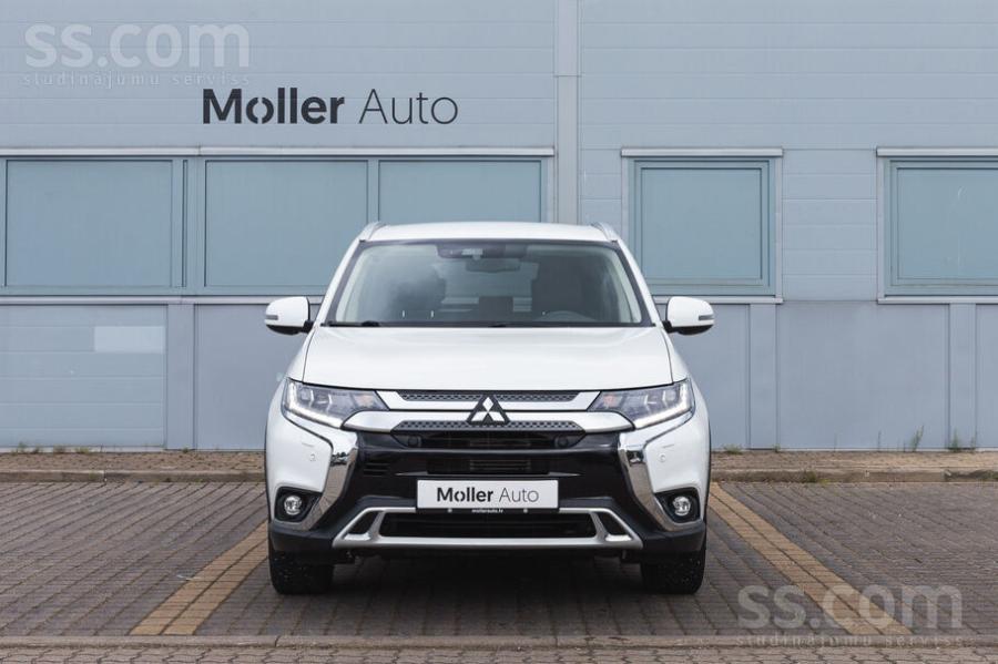 Balts Mitsubishi Outlander 2019 Ventspils, ar dzinēja tilpumu 2.00 L un nobraukumu 146 tūkst. km par 17400 €, foto 8 vietnē AUTOMOTO.COM.LV