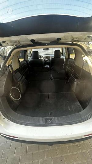 White Mitsubishi Outlander 2013 in Vilnius, with an engine capacity of 2.27 L and mileage of 314 thousand km for 6200 €, photo 22 on AUTOMOTO.COM.LV
