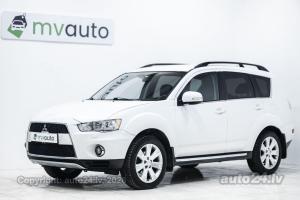 Balts Mitsubishi Outlander 2011 Tallina, ar dzinēja tilpumu 2.40 L un nobraukumu 164 tūkst. km par 5990 €, foto  vietnē AUTOMOTO.COM.LV