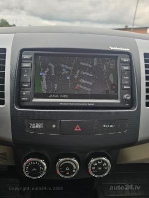 Balts Mitsubishi Outlander 2011 Paide, ar dzinēja tilpumu 2.40 L un nobraukumu 135 tūkst. km par 5990 €, foto 11 vietnē AUTOMOTO.COM.LV