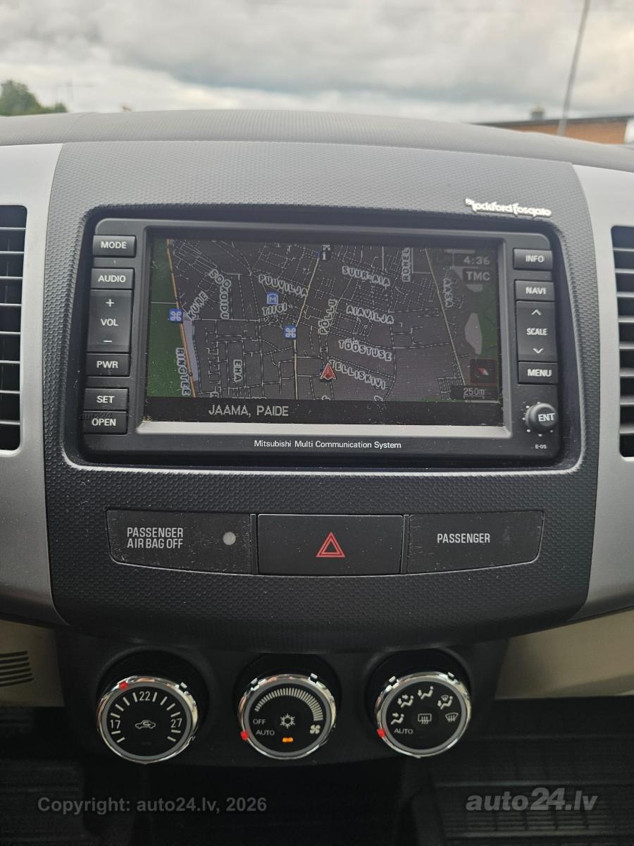 Balts Mitsubishi Outlander 2011 Paide, ar dzinēja tilpumu 2.40 L un nobraukumu 135 tūkst. km par 5990 €, foto 11 vietnē AUTOMOTO.COM.LV