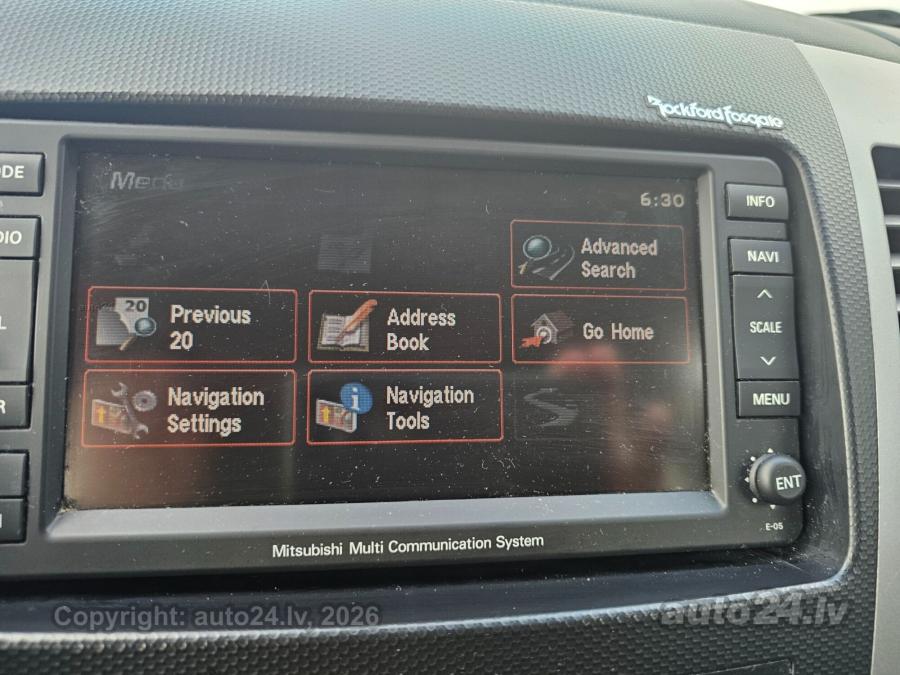 Balts Mitsubishi Outlander 2011 Paide, ar dzinēja tilpumu 2.40 L un nobraukumu 135 tūkst. km par 5990 €, foto 12 vietnē AUTOMOTO.COM.LV