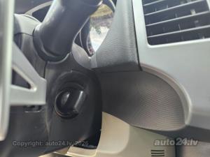 Balts Mitsubishi Outlander 2011 Paide, ar dzinēja tilpumu 2.40 L un nobraukumu 135 tūkst. km par 5990 €, foto 22 vietnē AUTOMOTO.COM.LV