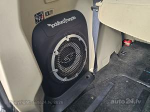 Balts Mitsubishi Outlander 2011 Paide, ar dzinēja tilpumu 2.40 L un nobraukumu 135 tūkst. km par 5990 €, foto 24 vietnē AUTOMOTO.COM.LV