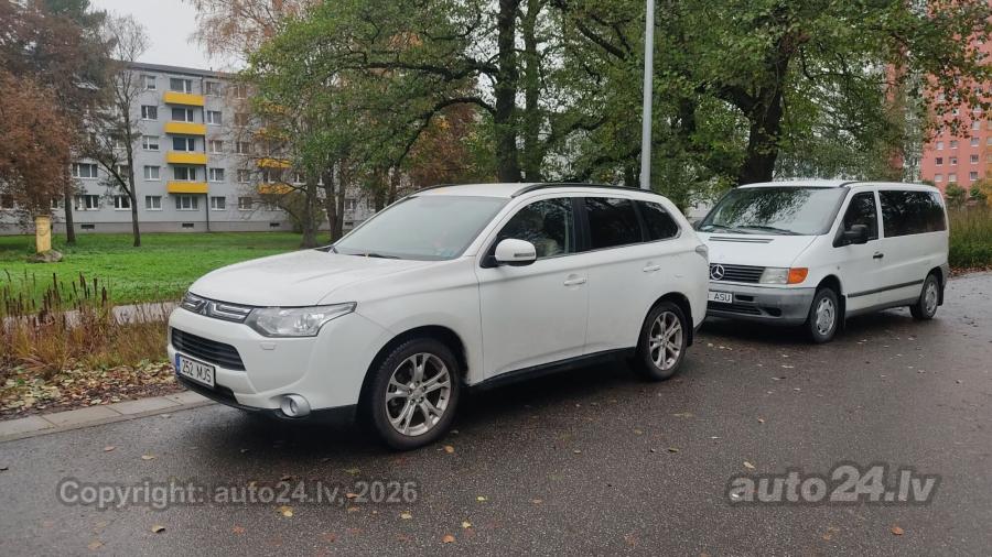 Balts Mitsubishi Outlander 2014 Tallina, ar dzinēja tilpumu 2.00 L un nobraukumu 191 tūkst. km par 4500 €, foto 11 vietnē AUTOMOTO.COM.LV