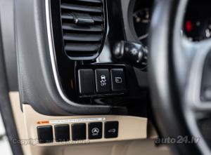 Balts Mitsubishi Outlander 2014 Tallina, ar dzinēja tilpumu 2.00 L un nobraukumu 192 tūkst. km par 6490 €, foto 18 vietnē AUTOMOTO.COM.LV