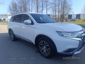 Balts Mitsubishi Outlander 2016 Tallina, ar dzinēja tilpumu 2.30 L un nobraukumu 0 tūkst. km par 11700 €, foto 7 vietnē AUTOMOTO.COM.LV