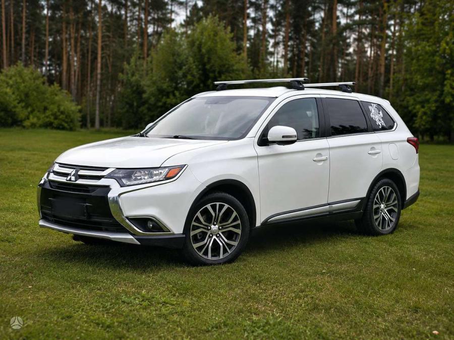 Balts Mitsubishi Outlander 2019 Viļņa, ar dzinēja tilpumu 2.36 L un nobraukumu 272 tūkst. km par 9250 €, foto 1 vietnē AUTOMOTO.COM.LV