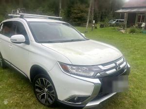 Balts Mitsubishi Outlander 2019 Viļņa, ar dzinēja tilpumu 2.36 L un nobraukumu 272 tūkst. km par 9250 €, foto 4 vietnē AUTOMOTO.COM.LV