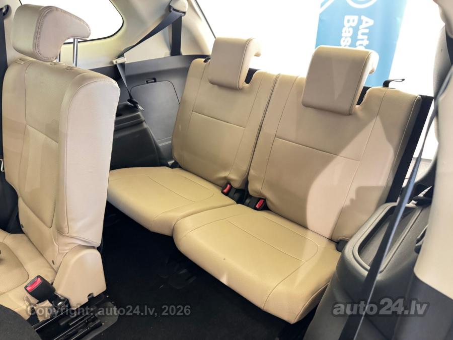 Balts Mitsubishi Outlander 2019 Tallina, ar dzinēja tilpumu 2.00 L un nobraukumu 166 tūkst. km par 14500 €, foto 9 vietnē AUTOMOTO.COM.LV