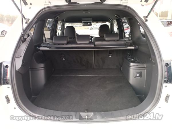 Balts Mitsubishi Outlander 2021 Tallina, ar dzinēja tilpumu 2.40 L un nobraukumu 77 tūkst. km par 25990 €, foto 8 vietnē AUTOMOTO.COM.LV