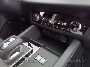 Balts Mitsubishi Outlander 2025 Tallina, ar dzinēja tilpumu 2.40 L un nobraukumu 17 tūkst. km par 47990 €, foto 20 vietnē AUTOMOTO.COM.LV