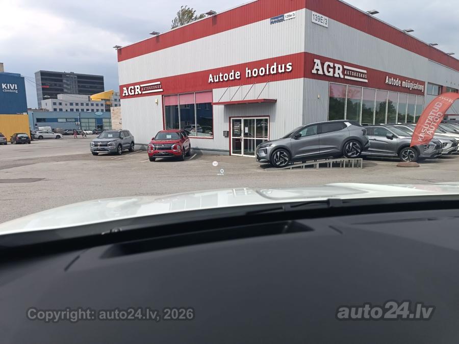 Белый Мицубиси Аутлендер 2025 в Таллин, объемом двигателя 2.40 л и пробегом 11 тыс. км за 46990 €, фото 20 на AUTOMOTO.COM.LV