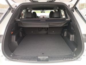 White Mitsubishi Outlander 2026 in Tallinn, with an engine capacity of 2.40 L and mileage of 12 thousand km for 51990 €, photo 10 on AUTOMOTO.COM.LV