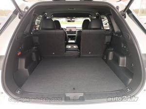 White Mitsubishi Outlander 2026 in Tallinn, with an engine capacity of 2.40 L and mileage of 12 thousand km for 51990 €, photo 11 on AUTOMOTO.COM.LV