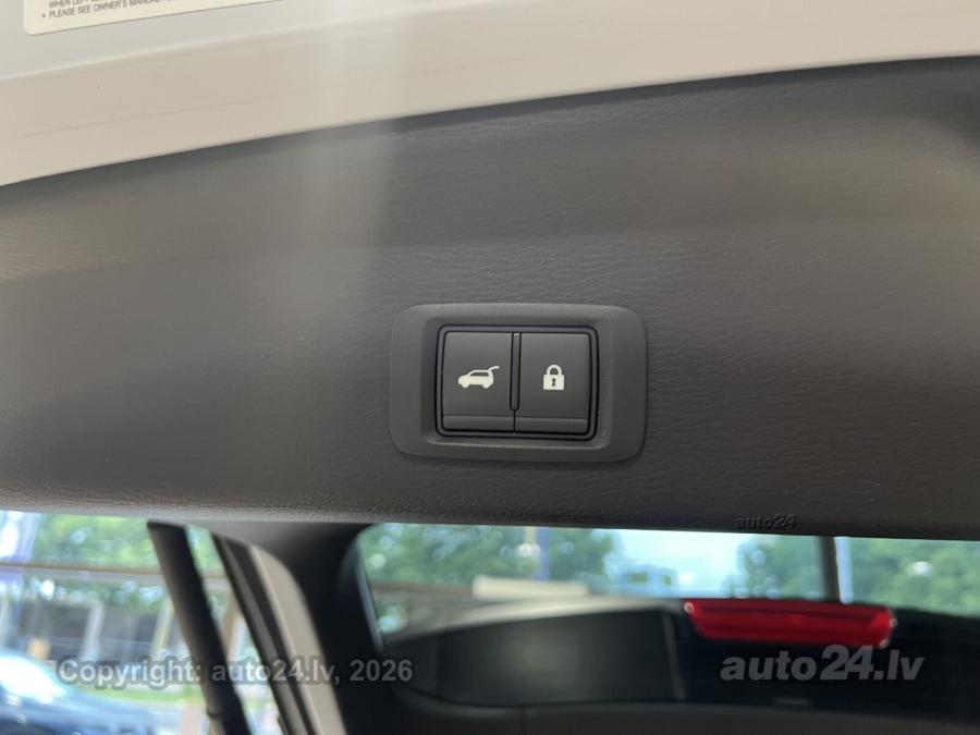White Mitsubishi Outlander 2026 in Tartu, with an engine capacity of 2.40 L and mileage of 4 thousand km for 52900 €, photo 18 on AUTOMOTO.COM.LV