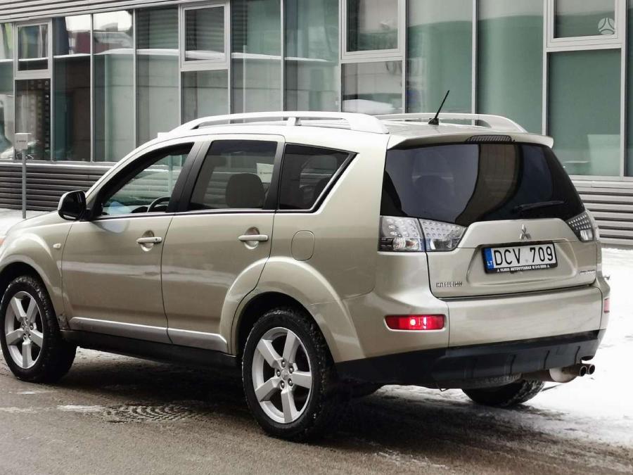 Dzeltens Mitsubishi Outlander 2008 Viļņa, ar dzinēja tilpumu 1.97 L un nobraukumu 220 tūkst. km par 2600 €, foto 2 vietnē AUTOMOTO.COM.LV