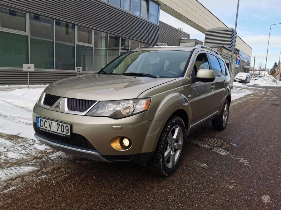 Dzeltens Mitsubishi Outlander 2008 Viļņa, ar dzinēja tilpumu 1.97 L un nobraukumu 220 tūkst. km par 2600 €, foto 6 vietnē AUTOMOTO.COM.LV
