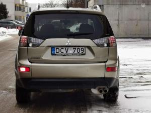 Dzeltens Mitsubishi Outlander 2008 Viļņa, ar dzinēja tilpumu 1.97 L un nobraukumu 220 tūkst. km par 2600 €, foto 10 vietnē AUTOMOTO.COM.LV