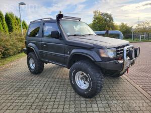 Черный Мицубиси Паджеро 1992 в Елгава, объемом двигателя 1.90 л и пробегом 250 тыс. км за 8500 €, фото 6 на AUTOMOTO.COM.LV
