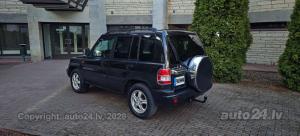 Melns Mitsubishi Pajero 2001 Sindi, ar dzinēja tilpumu 2.00 L un nobraukumu 147 tūkst. km par 3800 €, foto 5 vietnē AUTOMOTO.COM.LV
