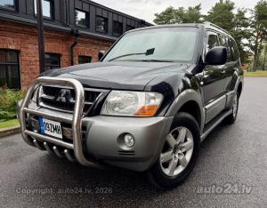 Melns Mitsubishi Pajero 2005 Tallina, ar dzinēja tilpumu 3.20 L un nobraukumu 300 tūkst. km par 4999 €, foto  vietnē AUTOMOTO.COM.LV